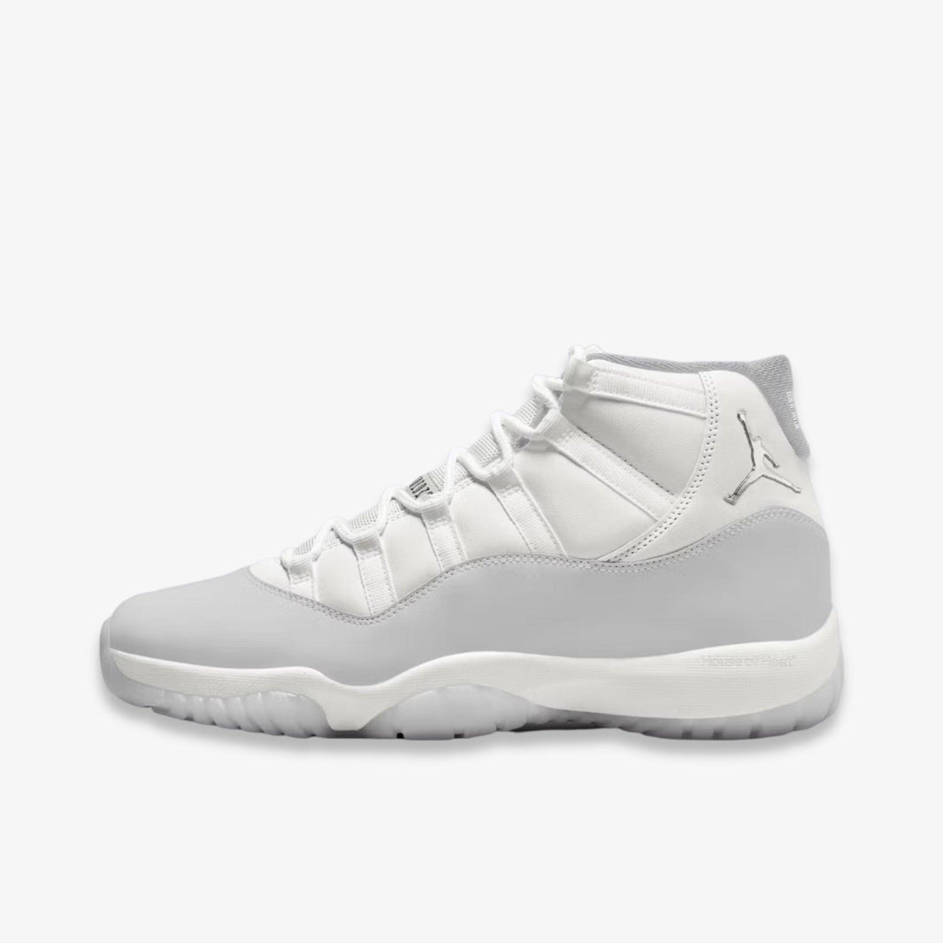 (Women's) Air Jordan 11 Retro 'Pearl / Grand Finale' (2025) AR0715-110 ...